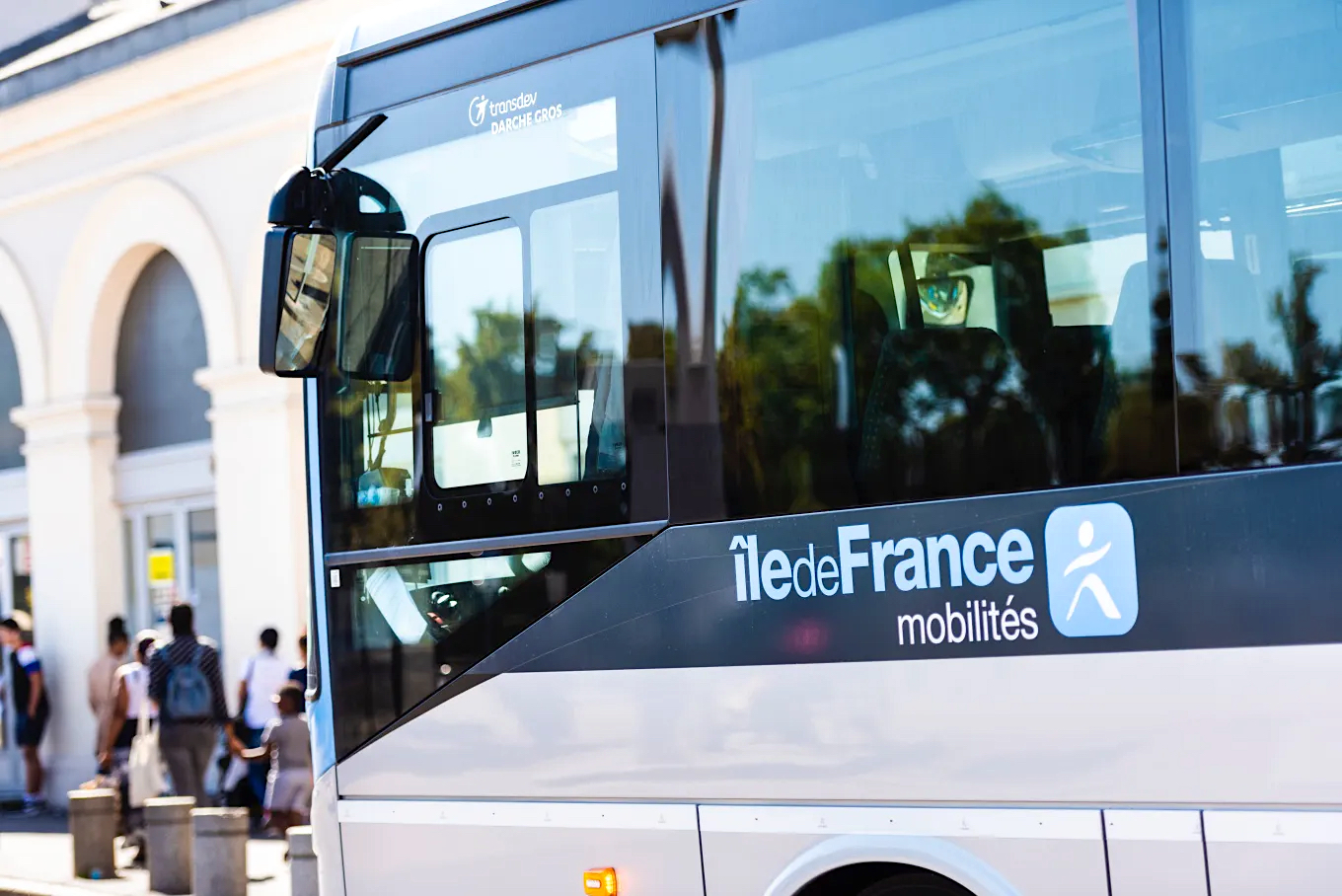 Île de France Mobilités attribue de nouveaux marchés à Transdev, Keolis et Lacroix-Savac ...
